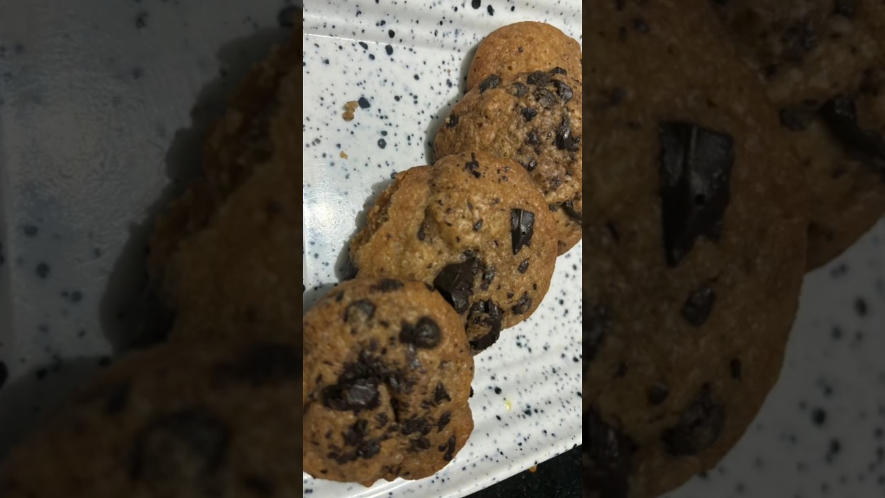 Chocolate Chip Cookies🍪 Full Recipe On My YouTube Channel#trendingsong# ...