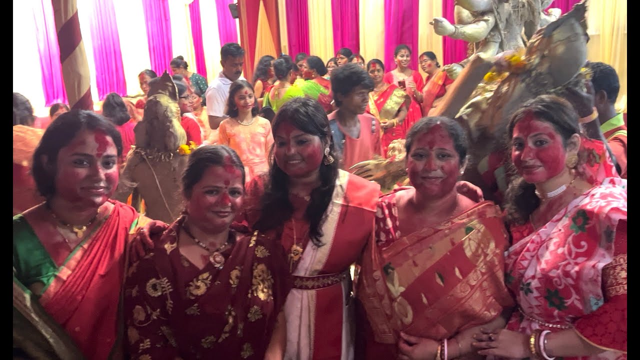 Doshomi er jomjomati Adda | MAA k boron & Sindur khela | Visarjon ...