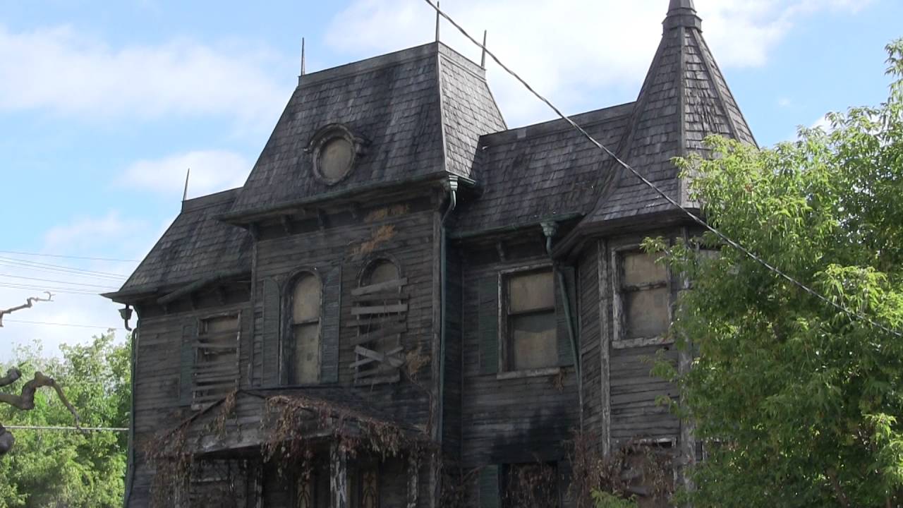 The IT House - YouTube