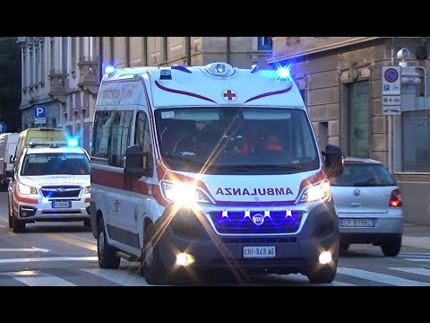 Ambulanza CRI Varese+Automedica AREU in emergenza//Italian Red Cross ...