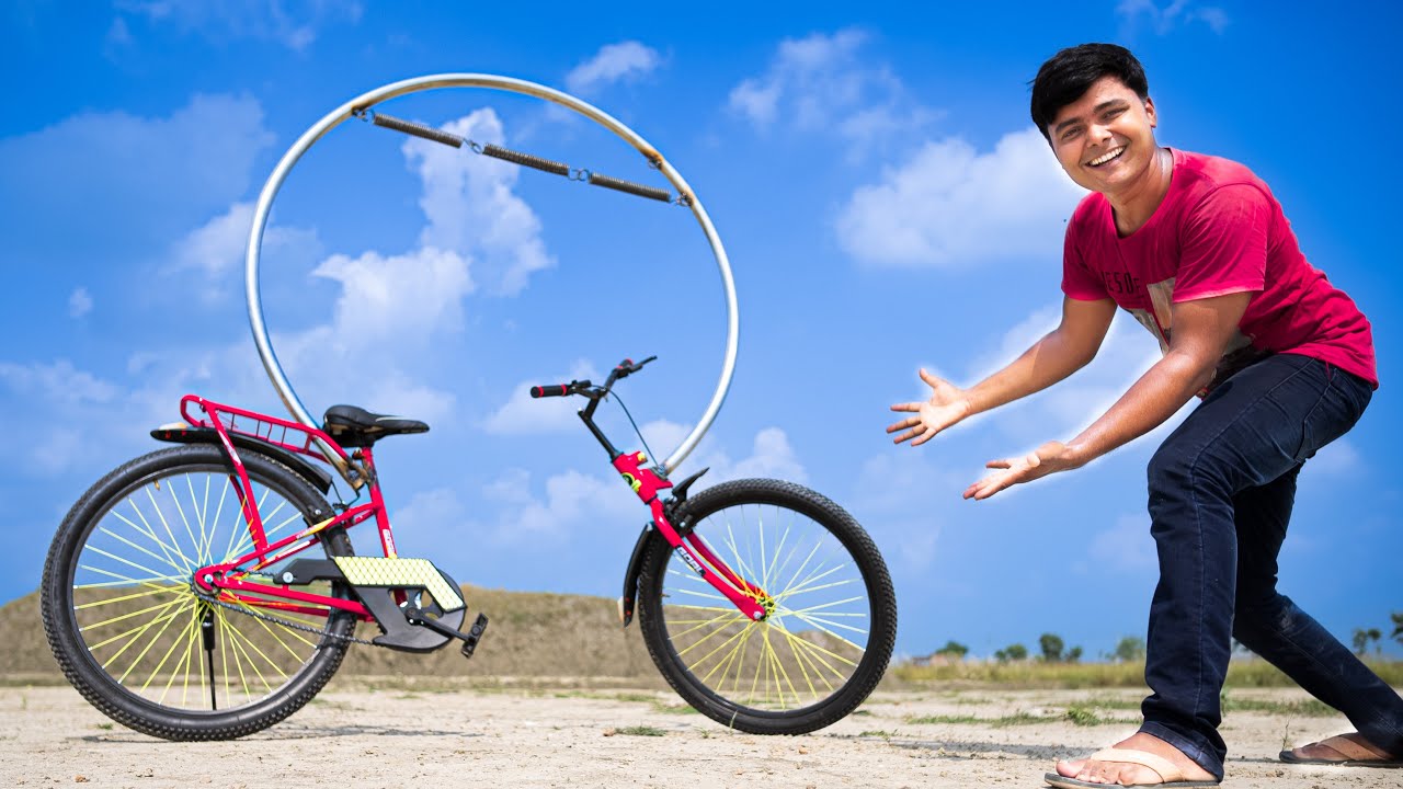 गाँव के लोगों ने घेर लिया इस पगले साइकिल को देखकर Crazy Cycle - YouTube