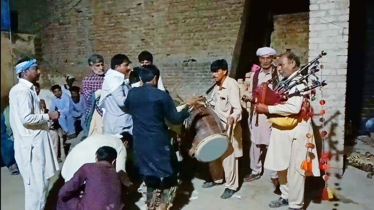 Pakistani Dhol Dance 2024 | Beautiful Dance On Dhol performance | Jafar ...