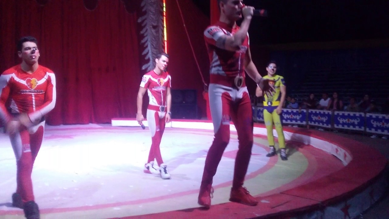 Los wapayasos - YouTube