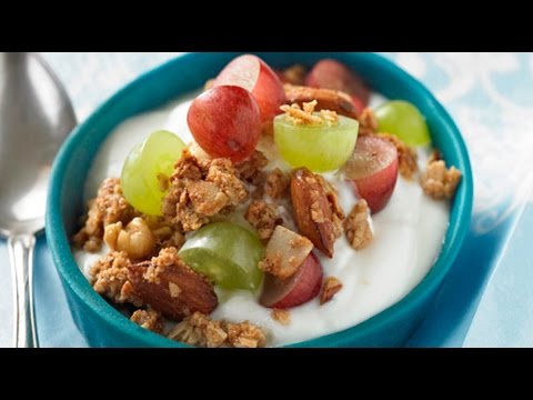 Recipe Idea: Yogurt Parfait with Grapes and Granola - YouTube