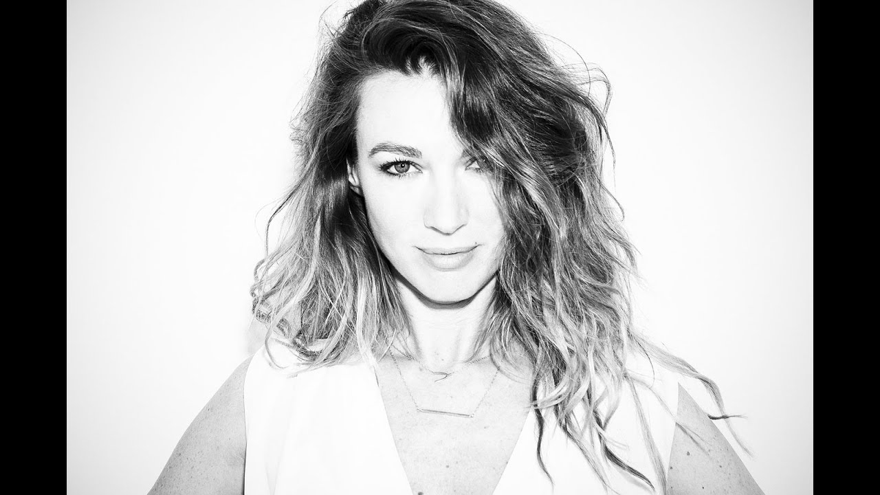 Natalie Zea Seo A Leanas