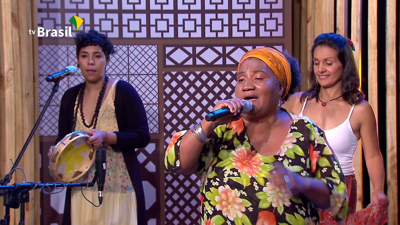 Confira a canção "Coco do Cerrado" da artista Martinha do Coco no ...