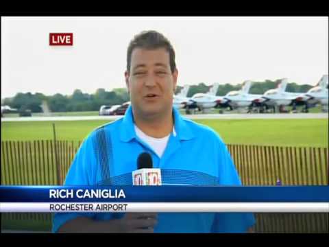 Rich Caniglia flies with the Thunderbirds - YouTube