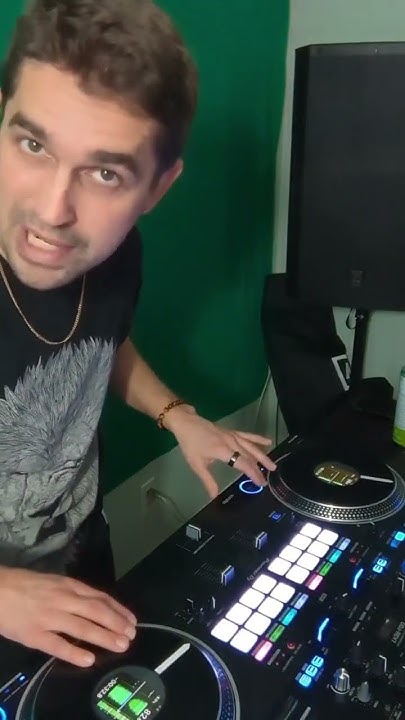 Learn How To Do The DOUBLE click flare scratch in just 10 seconds! - YouTube