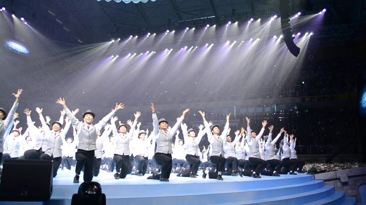 Show en el World Summit 2020 - YouTube