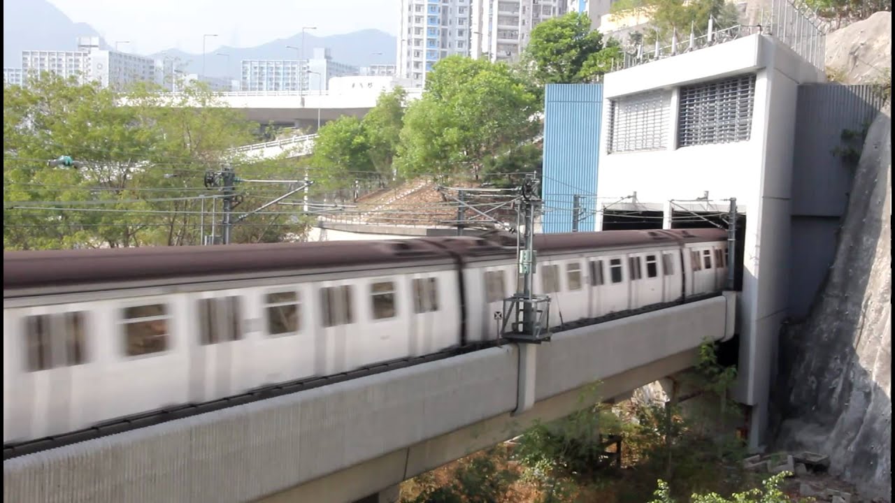 MTR M-Train @ KTL1 - YouTube
