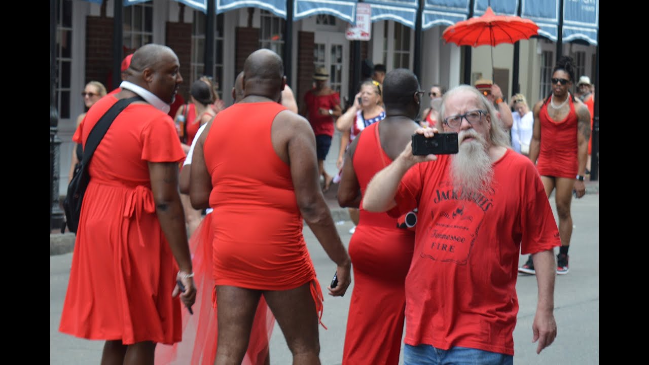 Red Dress Run Day New Orleans event 2023 !!!3D!!!.* - YouTube