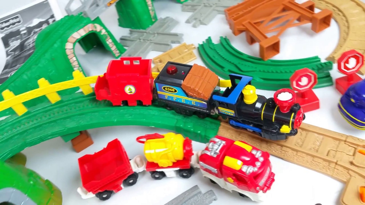 Geotrax Tracktown and Timbertown Railroad Lot B - YouTube