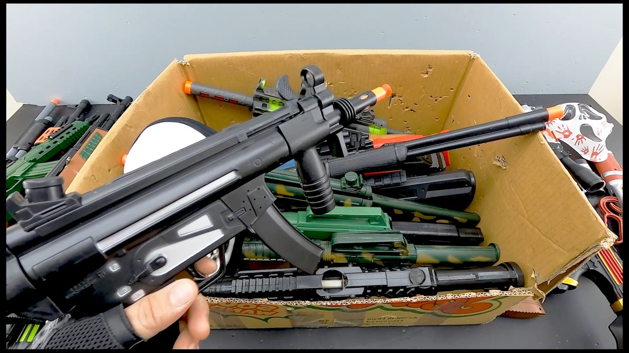 Toy Gun Arsenal Unboxing! Green Sniper, MP5K, Skull Mask, Camo Rifles ...