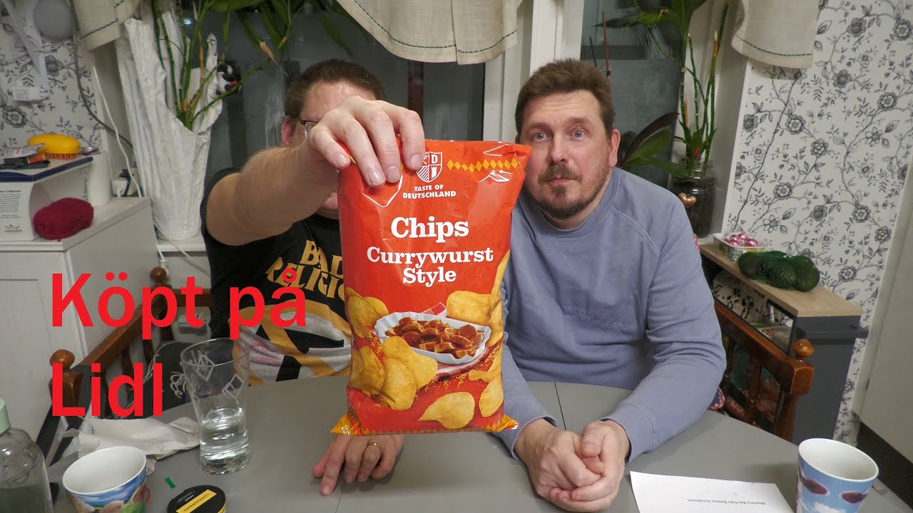 Unboxing, Mukbang, smakprovning, Chips currywurst style Taste of ...