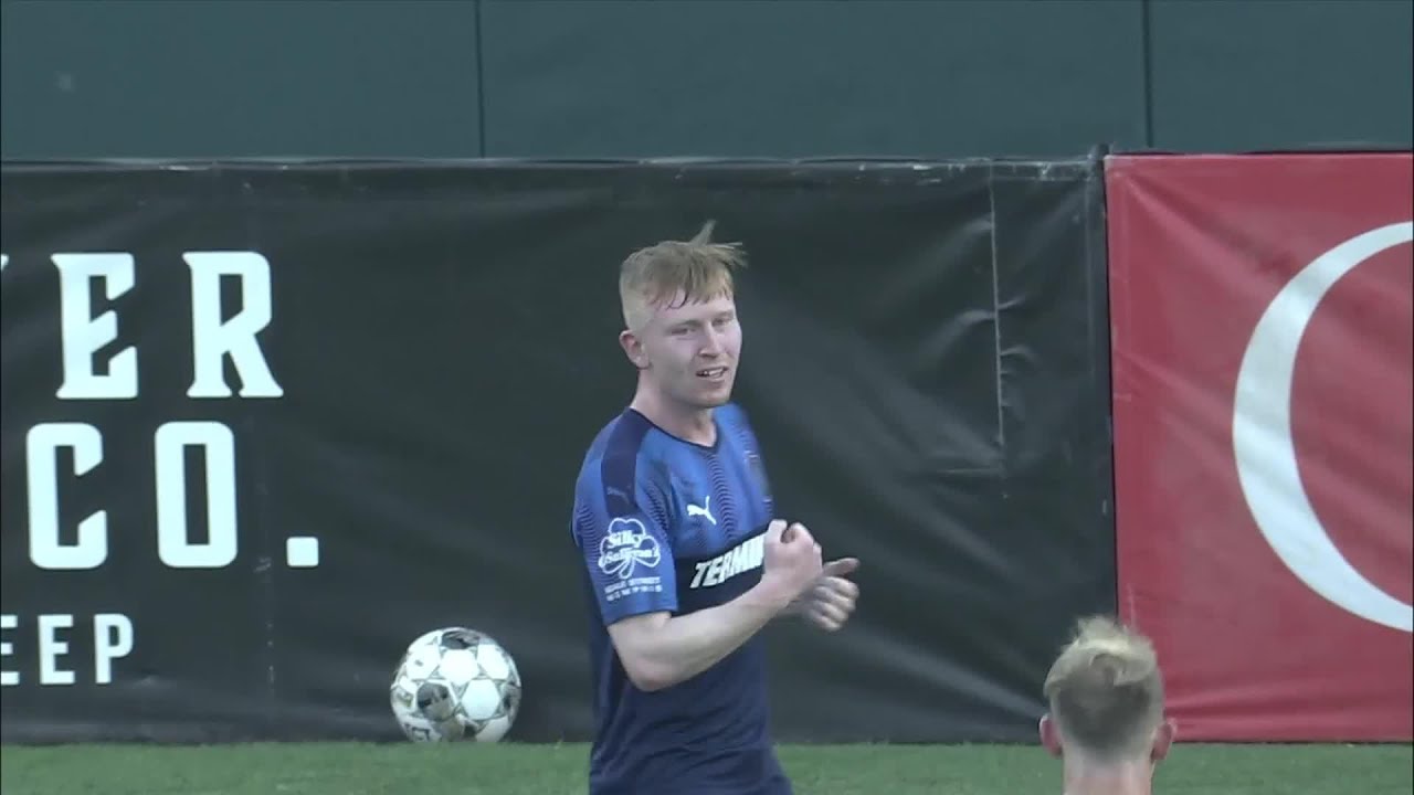 Aaron Molloy with a Goal vs. LA Galaxy II - YouTube