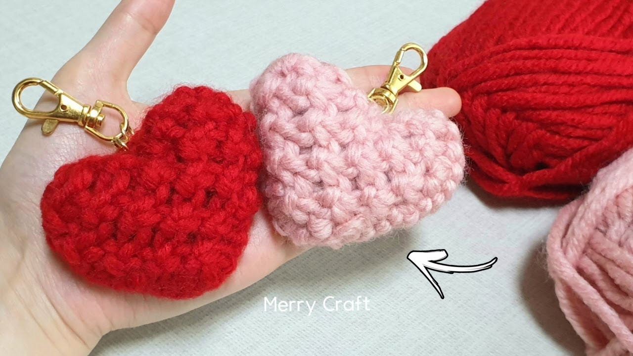 Easy Heart Keychains Making with Wool - Valentine's Day Ideas - DIY ...