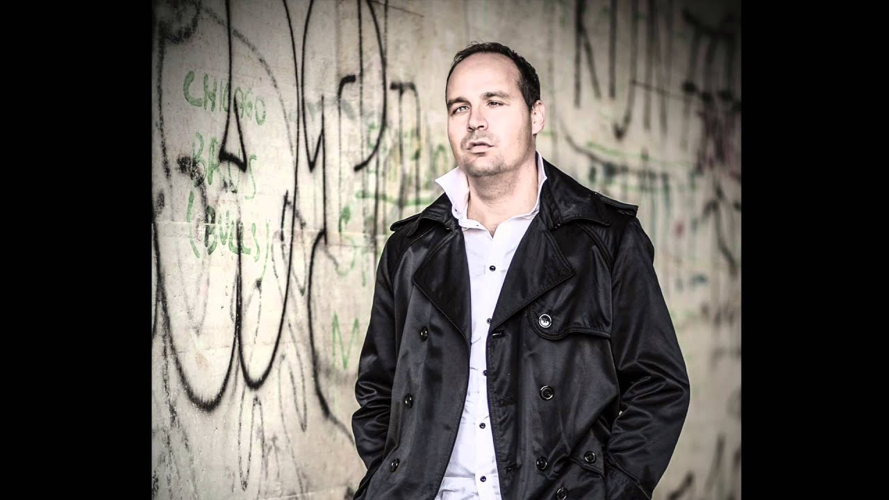 Aleksander Novak - Drugačna sva - YouTube