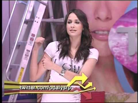 ODALYS KARLA TELEHIT NEWS 2010 10 - YouTube