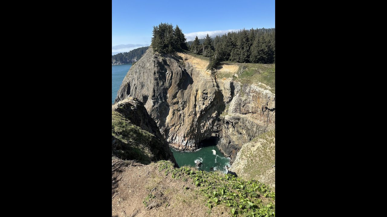 Elk Flats Trail Hike and The Devils Cauldron Overlook! - YouTube