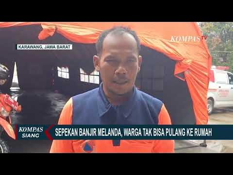 Sepekan Banjir Melanda Karawang, Warga 2 Desa Tak Bisa Pulang ke Rumah - YouTube