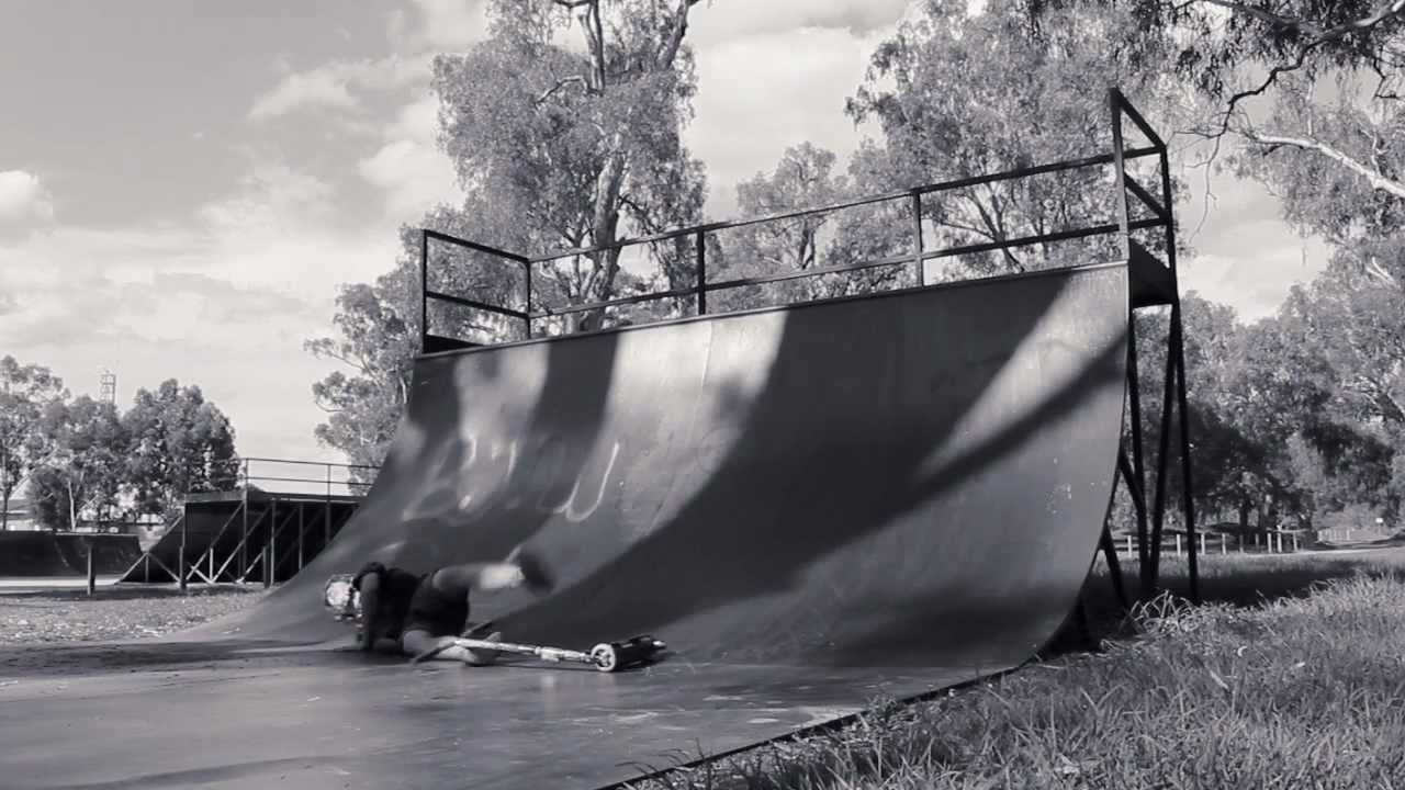 Simon Biddle Old Clips. - YouTube