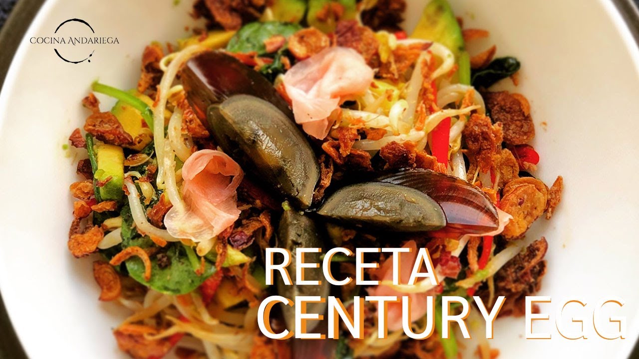 Probamos el huevo centenario - Century egg - YouTube