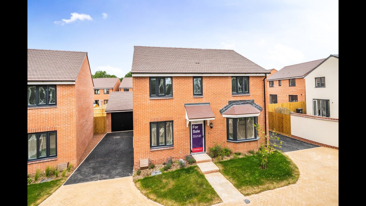 Bobbin Close, Honiton - YouTube
