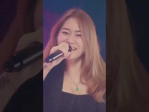 vita alvia|punk rock jalanan|story wa