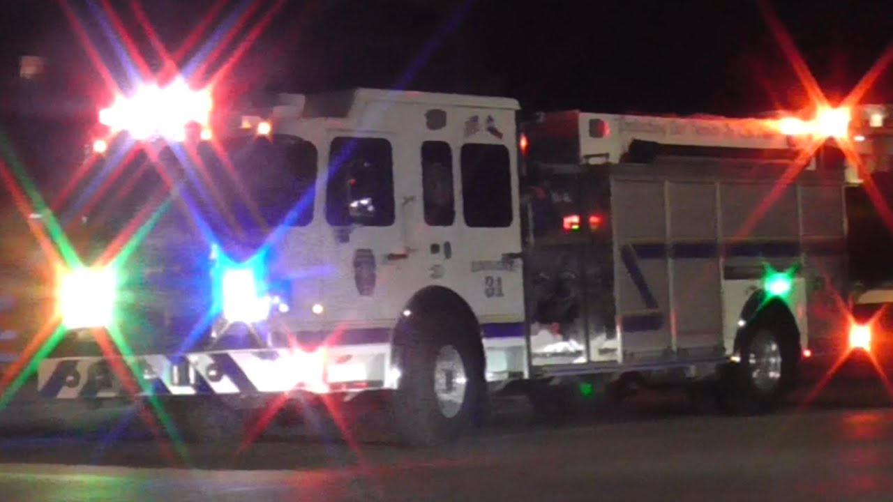Bergheim Volunteer Fire Department Engine 31 Responding Code 3 - YouTube