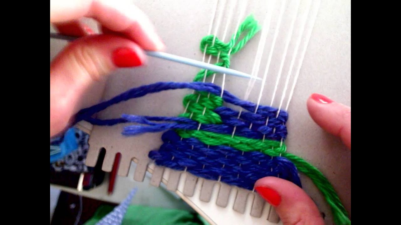 Video on how to weave 2 colors side by side - YouTube