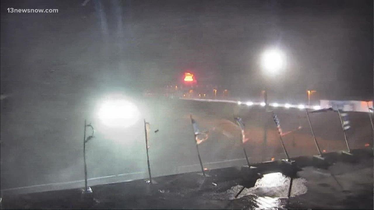 Hurricane Ian makes landfall as major Cat 4 storm in Florida - YouTube