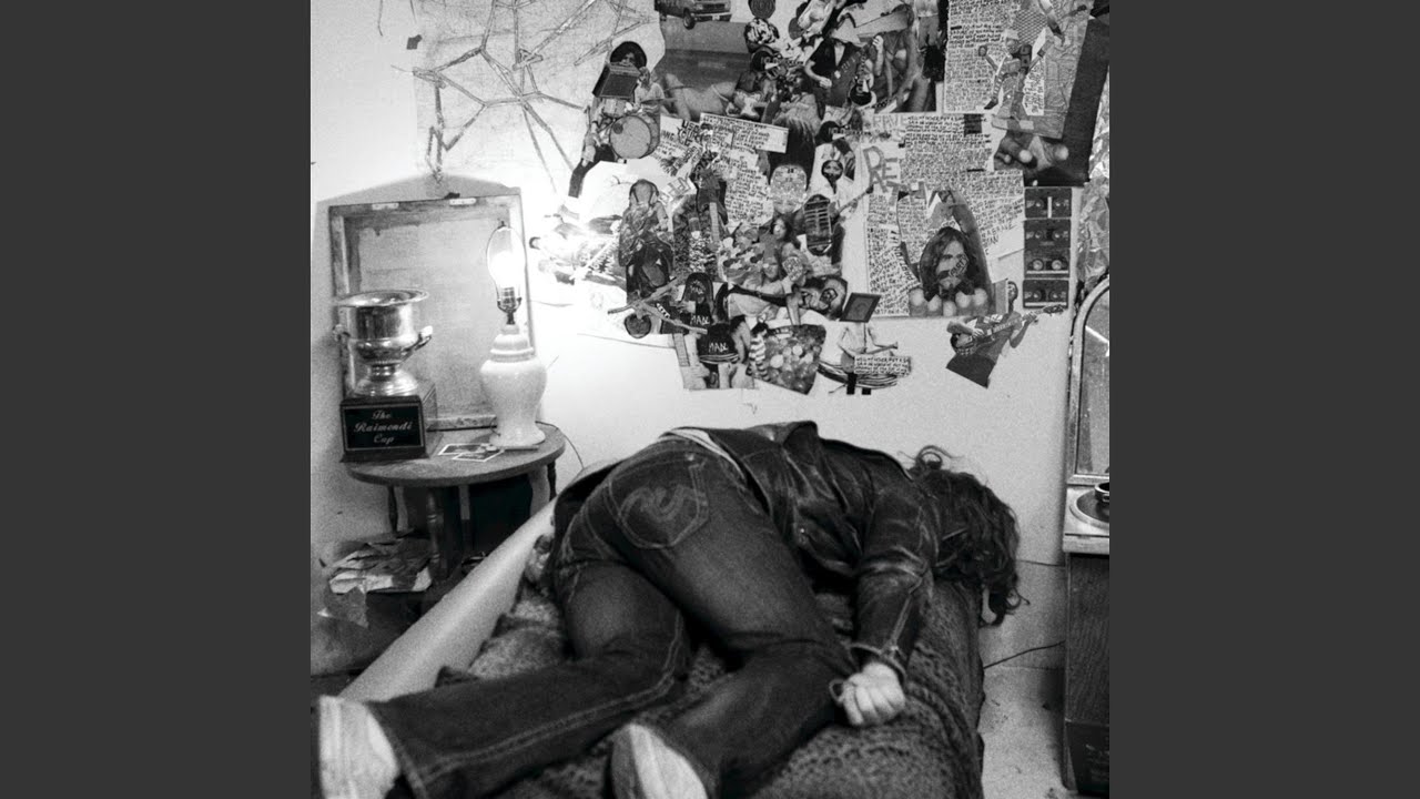 Full Growing Man - YouTube