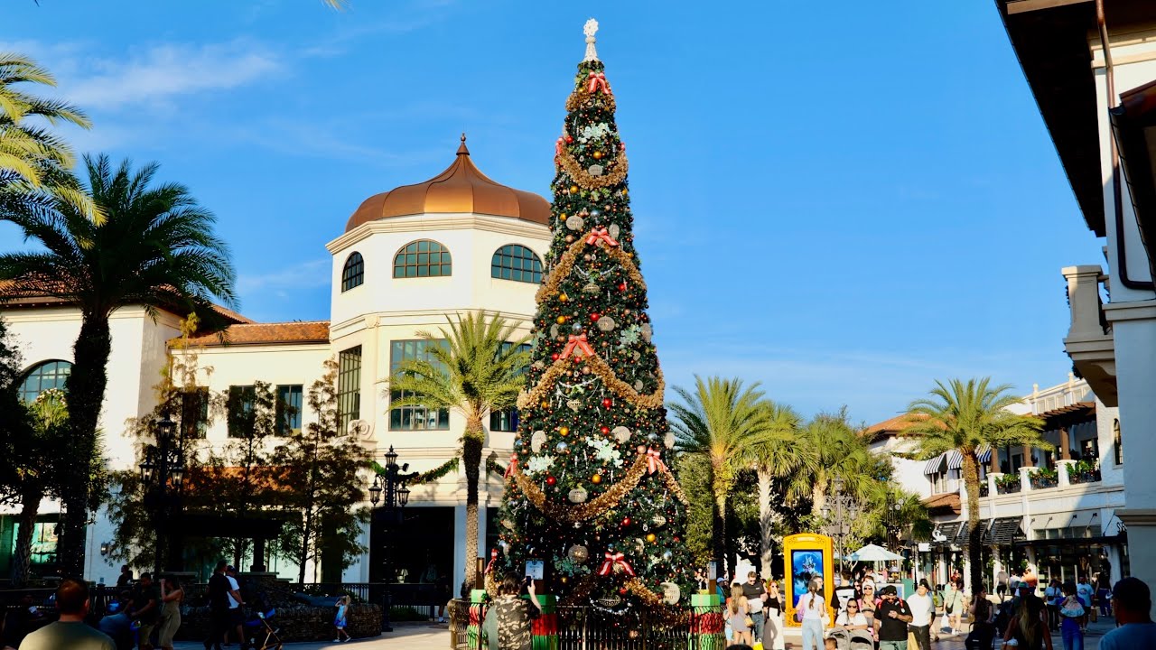 Disney Springs 2025 Christmas Tree Stroll & Decorations in 4K | Walt ...