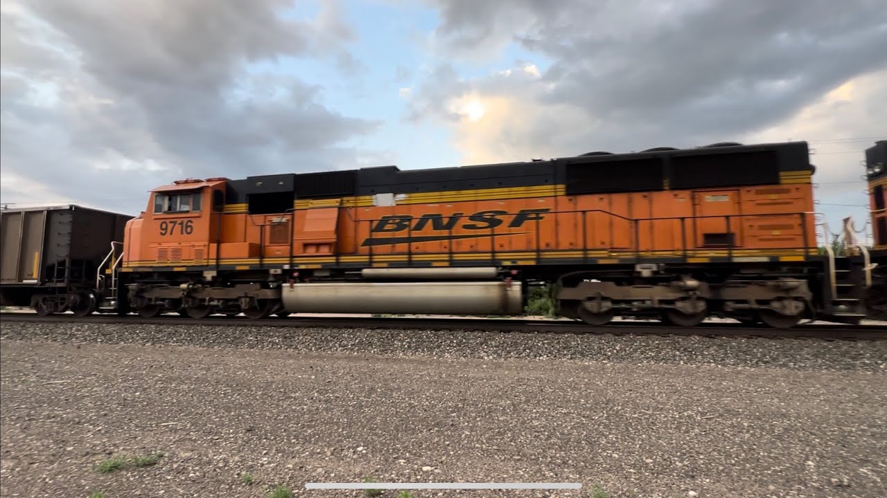 BNSF #9129 Leading & NB E-SLPBKM0-67B With Two DP & MACe Unit 7/6/23. - YouTube