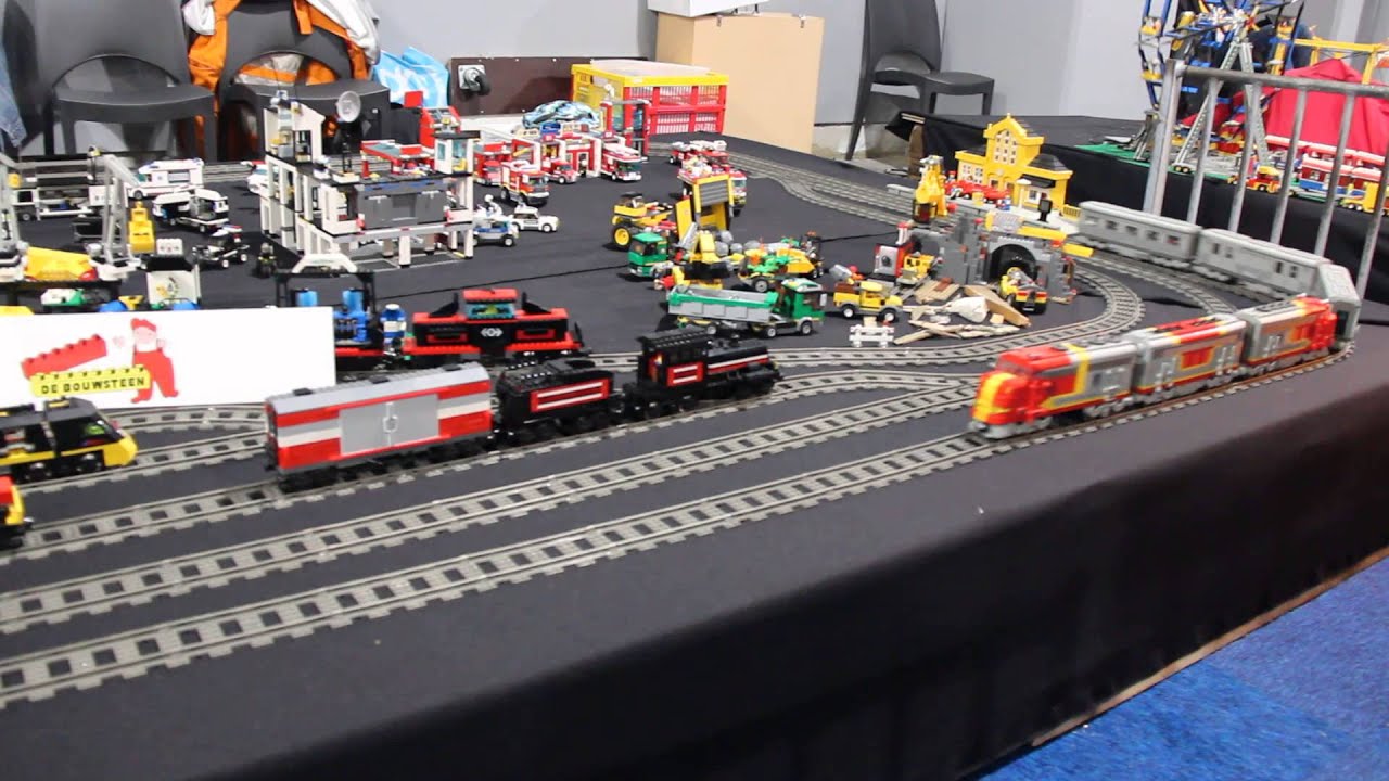 Lego World Utrecht 2013: City Trains incl Santa Fe - YouTube