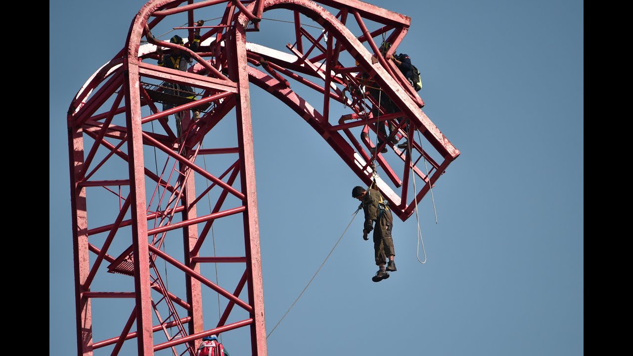 Daring Rescue of Construction Worker from Fallen Crane in Bangkok ...