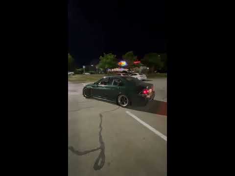1UZ V8 IS300 Start Up and Acceleration - YouTube