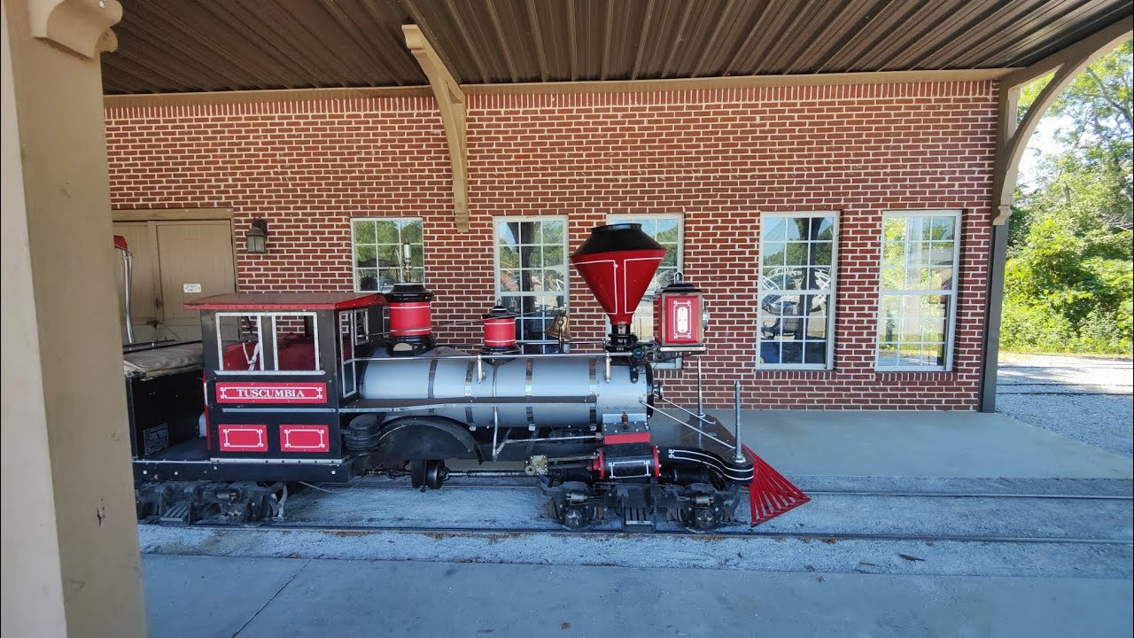 TRAIN BUILT BY CHANCE RIDES INC, tuscumbia al - YouTube