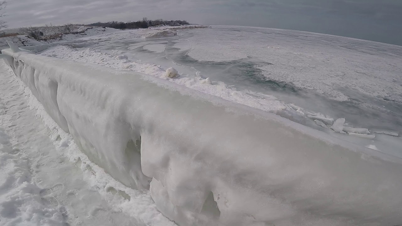 lago michigan congelado dias despues de la tormenta invernal - YouTube