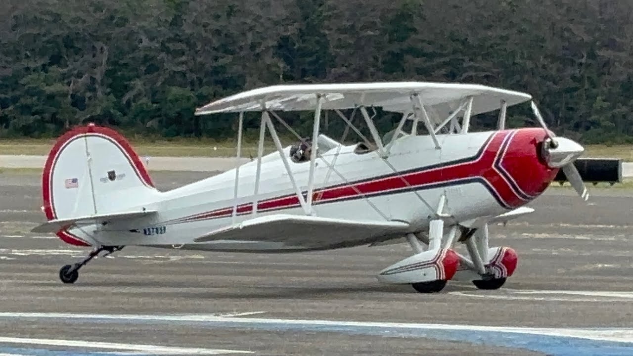 Great Lakes 2T-1A-2 (N3705F) Taxiing and Prop Shutdown at Brookhaven ...
