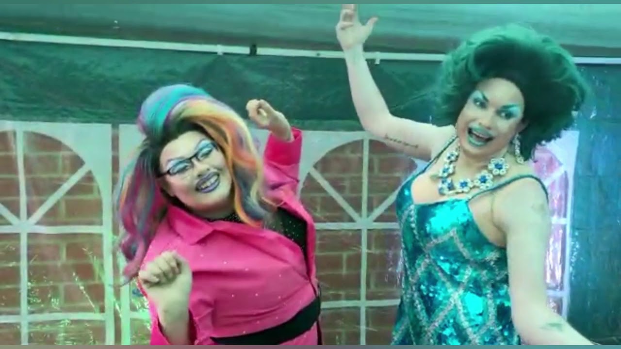 Lady Alan & Amanda Fockhard Duo Performance - YouTube