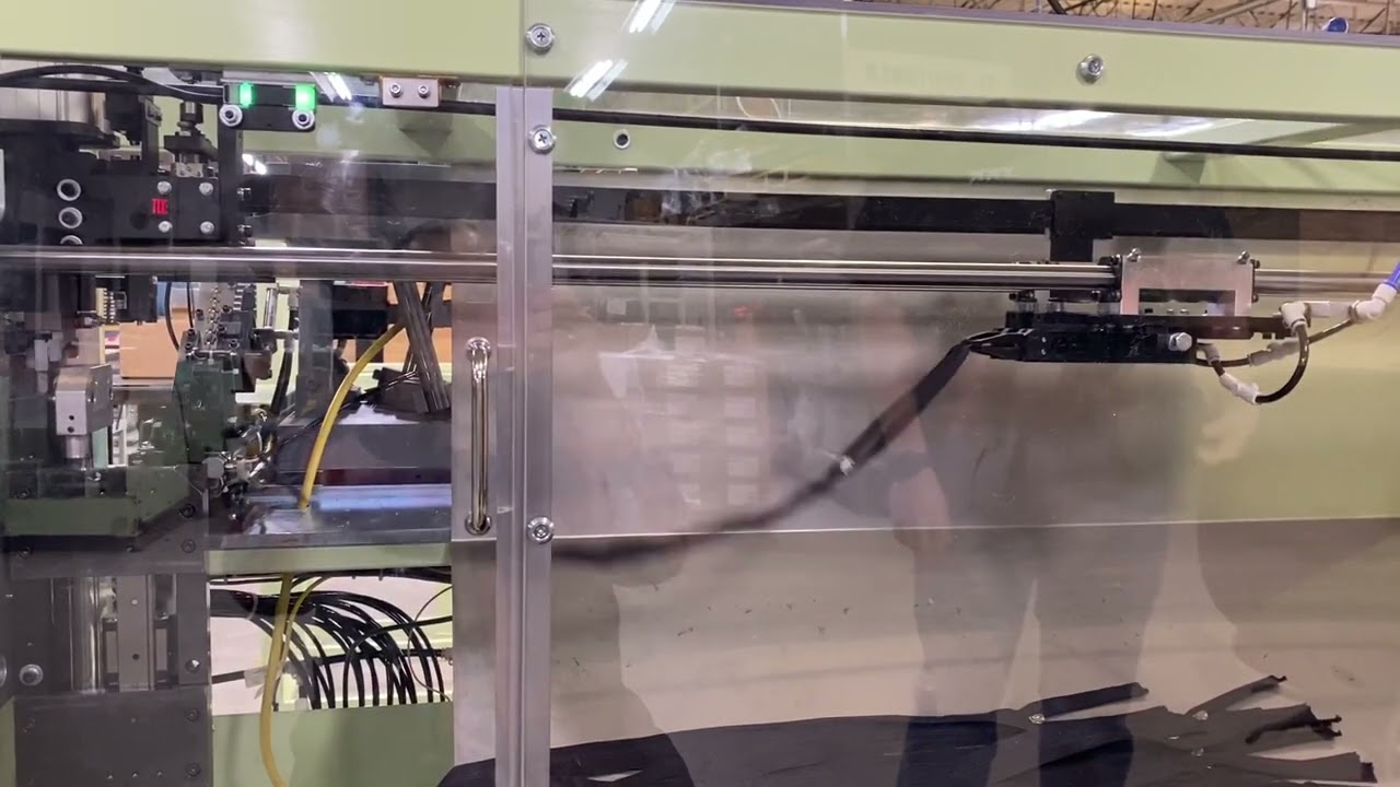 YKK PAL Machine - YouTube