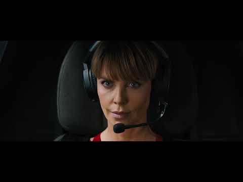 Uçan kaçan arabaları özlediniz mi? Hızlı ve Öfkeli 9 sizleri sinemalarda bekliyor!