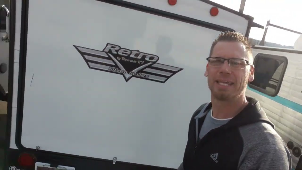 2022 Riverside retro 511 tiny camper walkt5 with Dustin from Hartleys ...