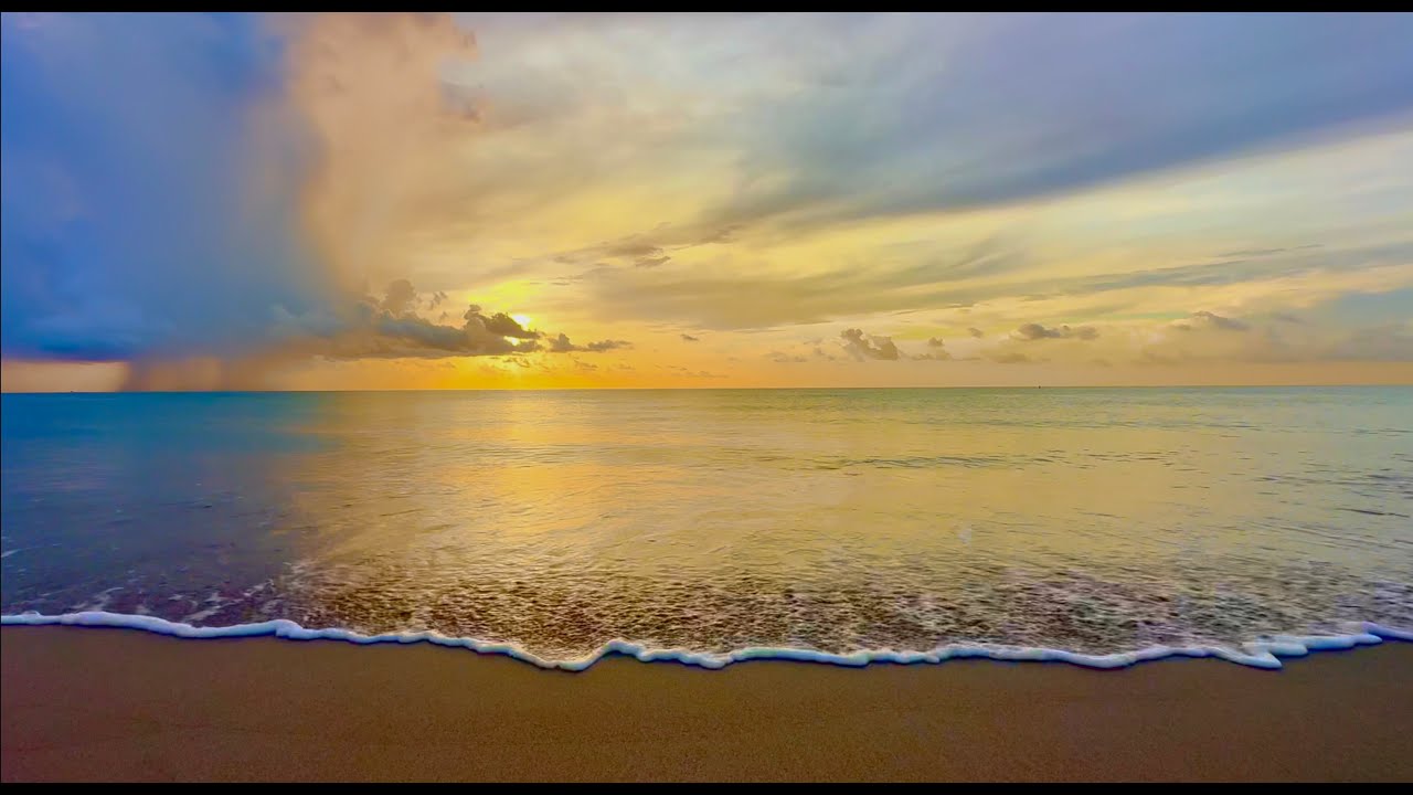 4K Relaxing Ocean Waves on a Golden Sea | Peaceful Sleep on a Calm ...