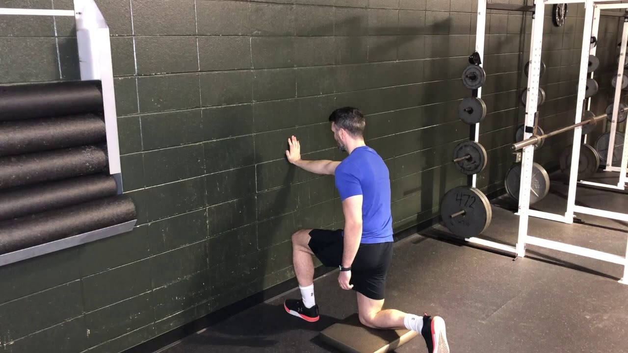 Half Kneeling Wall Reach - YouTube