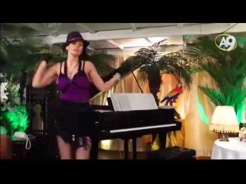 Adnan Oktar'ın kediciği Nadia böyle dans etti