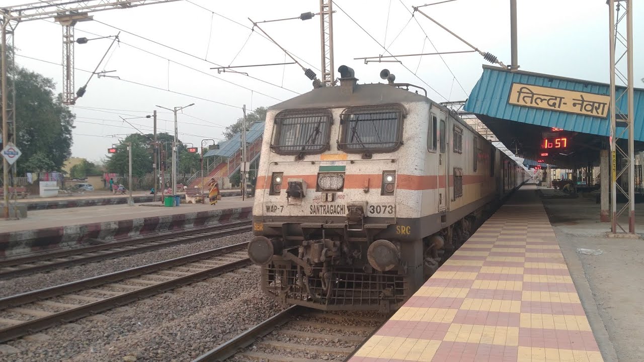 12824 Chhattisgarh Sampark Kranti Express Arrival At Tilda Neora - YouTube