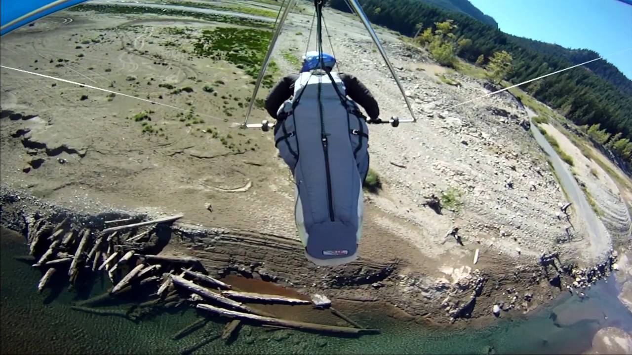 Hang glider above two fighter jets at rampart (Snoqualmie Pass, WA ...
