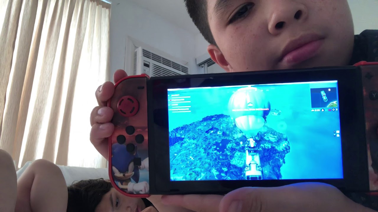 Fortnight on switch - YouTube